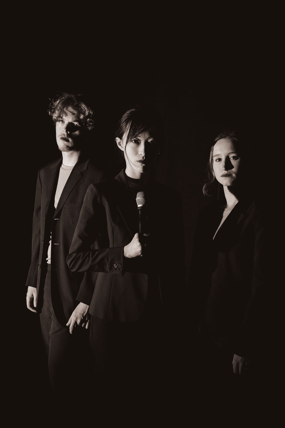 Weekender: Shakespeare's Hamlet Reimagined, Basement Gallery Senior ...